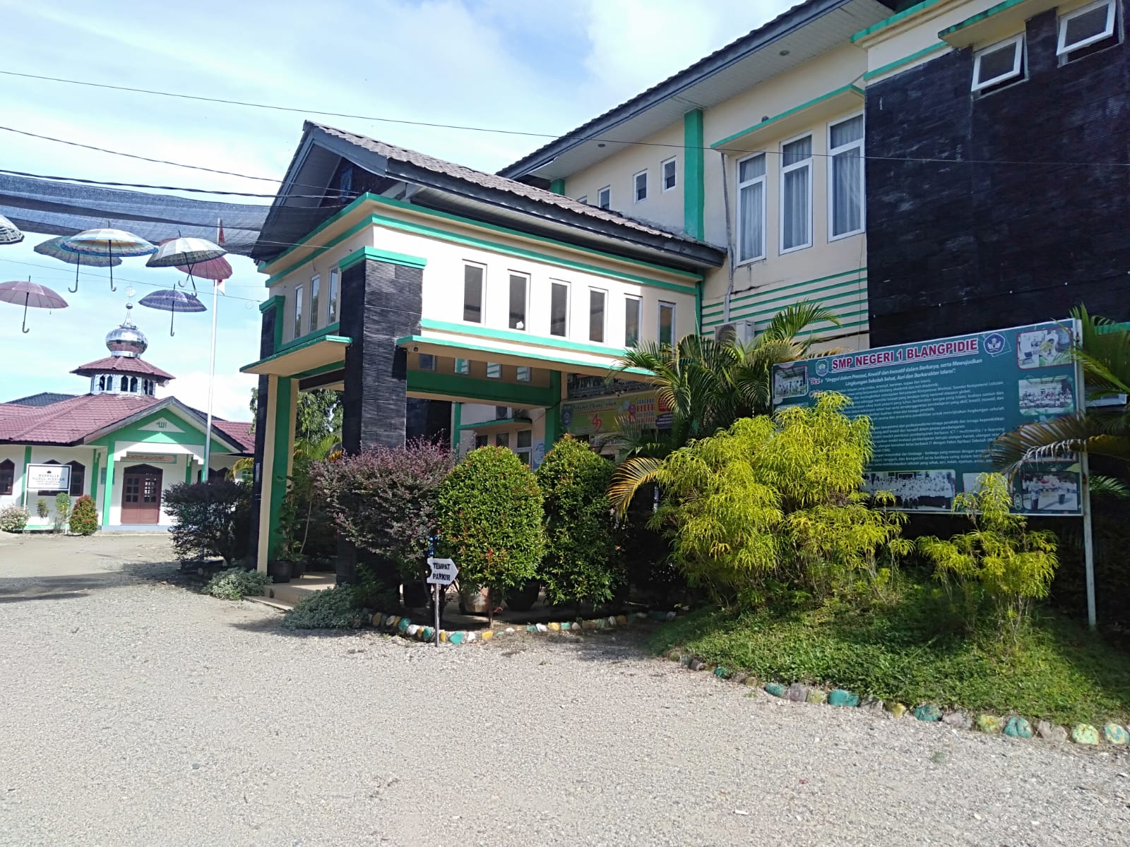 SMPN 1 BLANGPIDIE